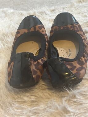 Leo fashion | Shoes | Leopard Print Ballet Flats With Black Patent Cap ...